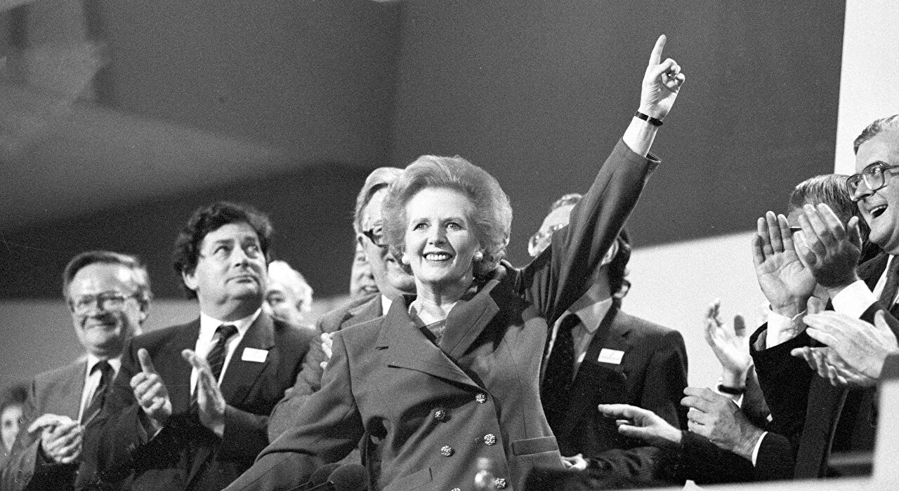 Thatcherismo EL HEXÁGONO CARMESÍ: CHRISTOPHER NOLAN: EL ESPEJO Y LA