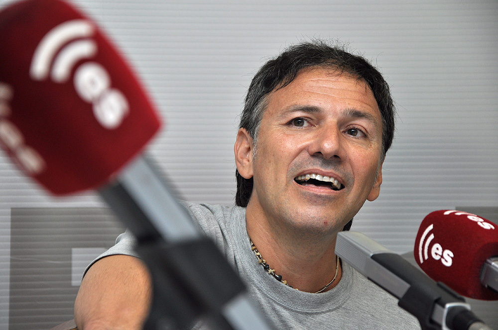 Daniel Cros: "Esta noche, daré el concierto de la desnudez" - Libertad ...