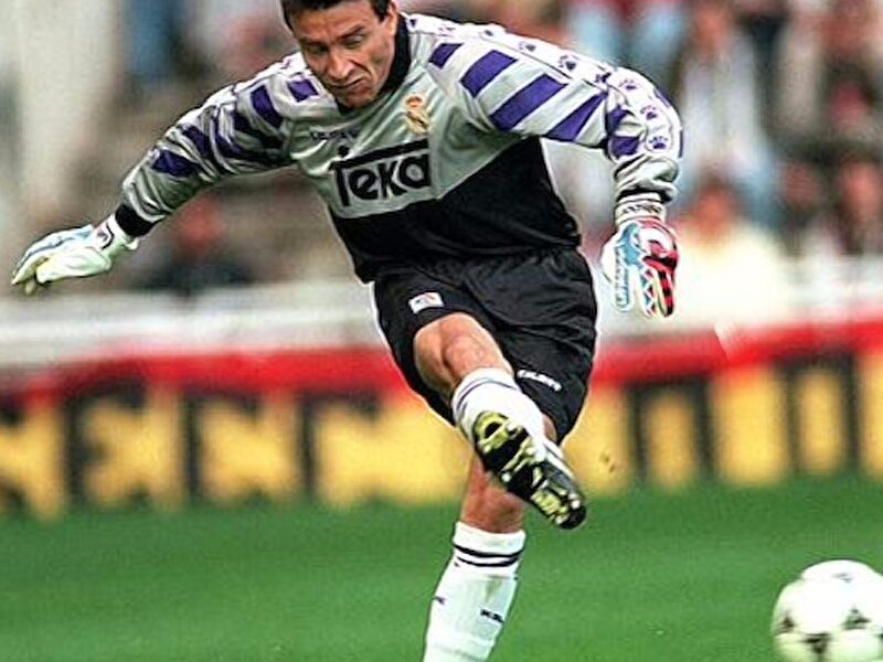 Futbolistas con más partidos en Primera División - Libertad Digital