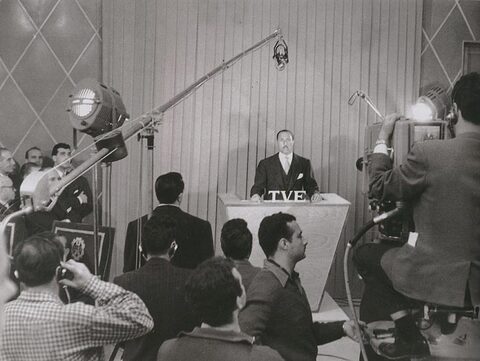 Se cumplen 60 años de Televisión Española - Manuel Román - Libertad ...