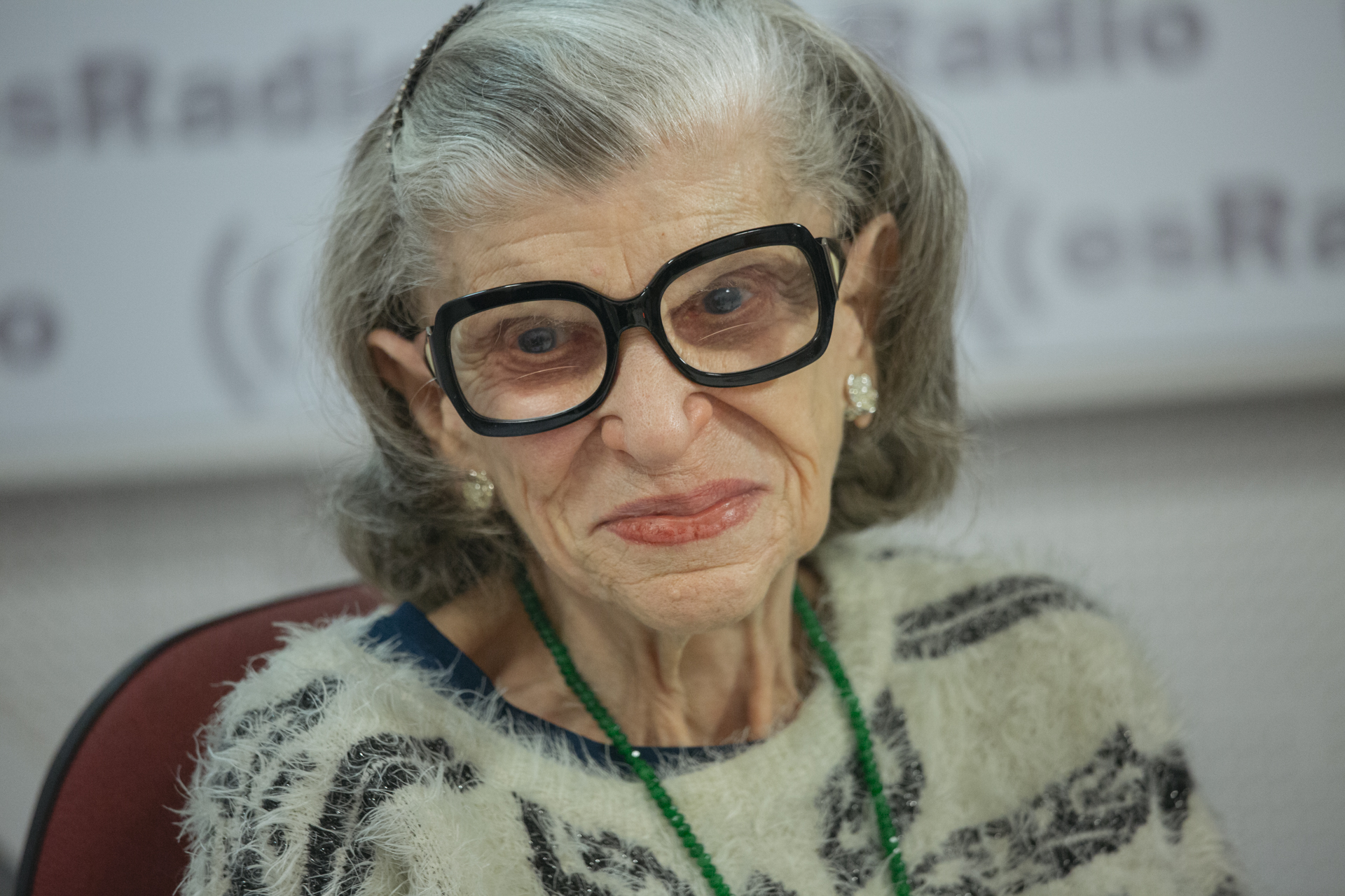 América Jova, madre de Alaska, visita esRadio - Chic