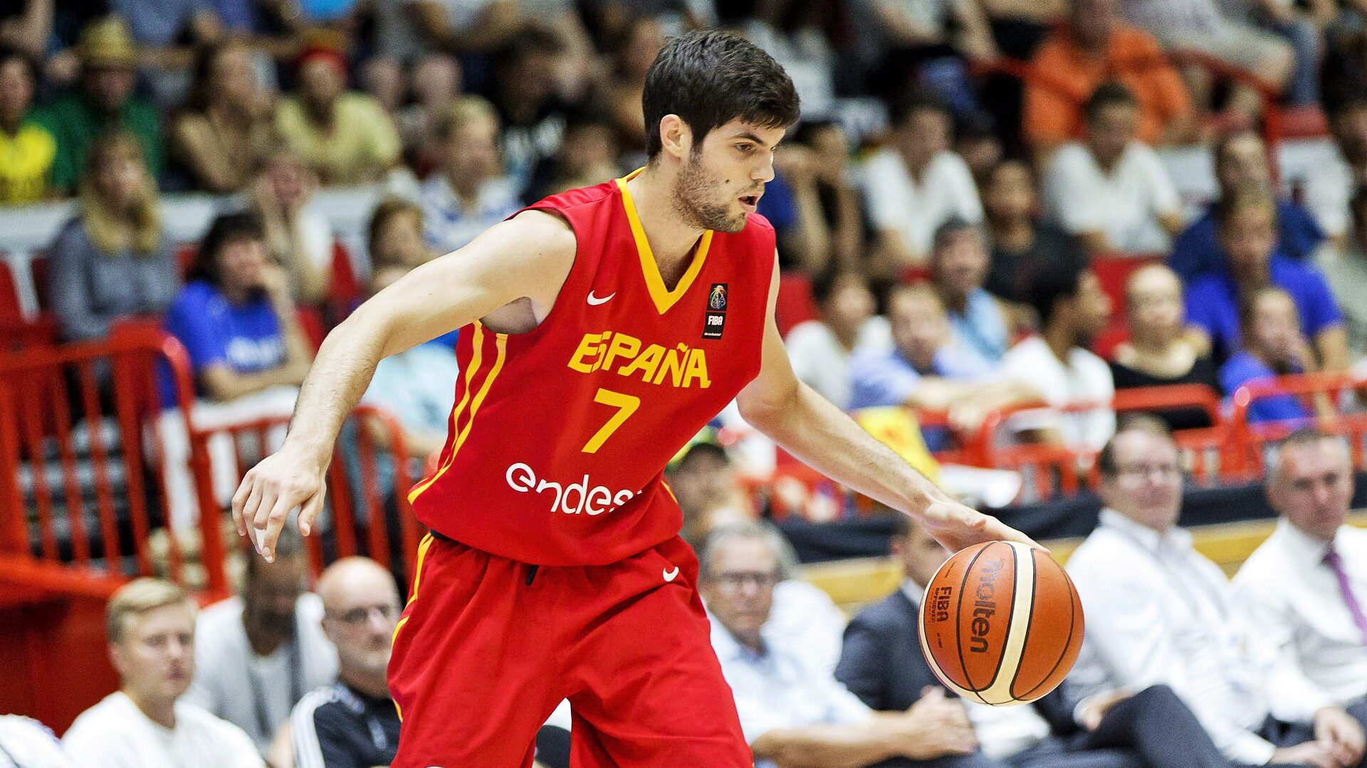 Santi Yusta regresa al Real Madrid - Libertad Digital