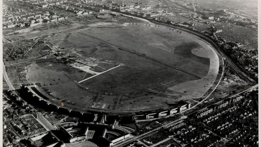 El antiguo aeropuerto berlinés de Tempelhof documenta su pasado nazi ...