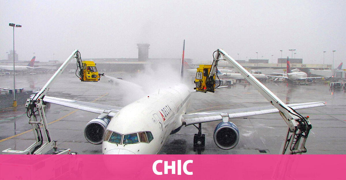 Ola de frío en EEUU: ¿cómo se descongela un avión cuando las ...