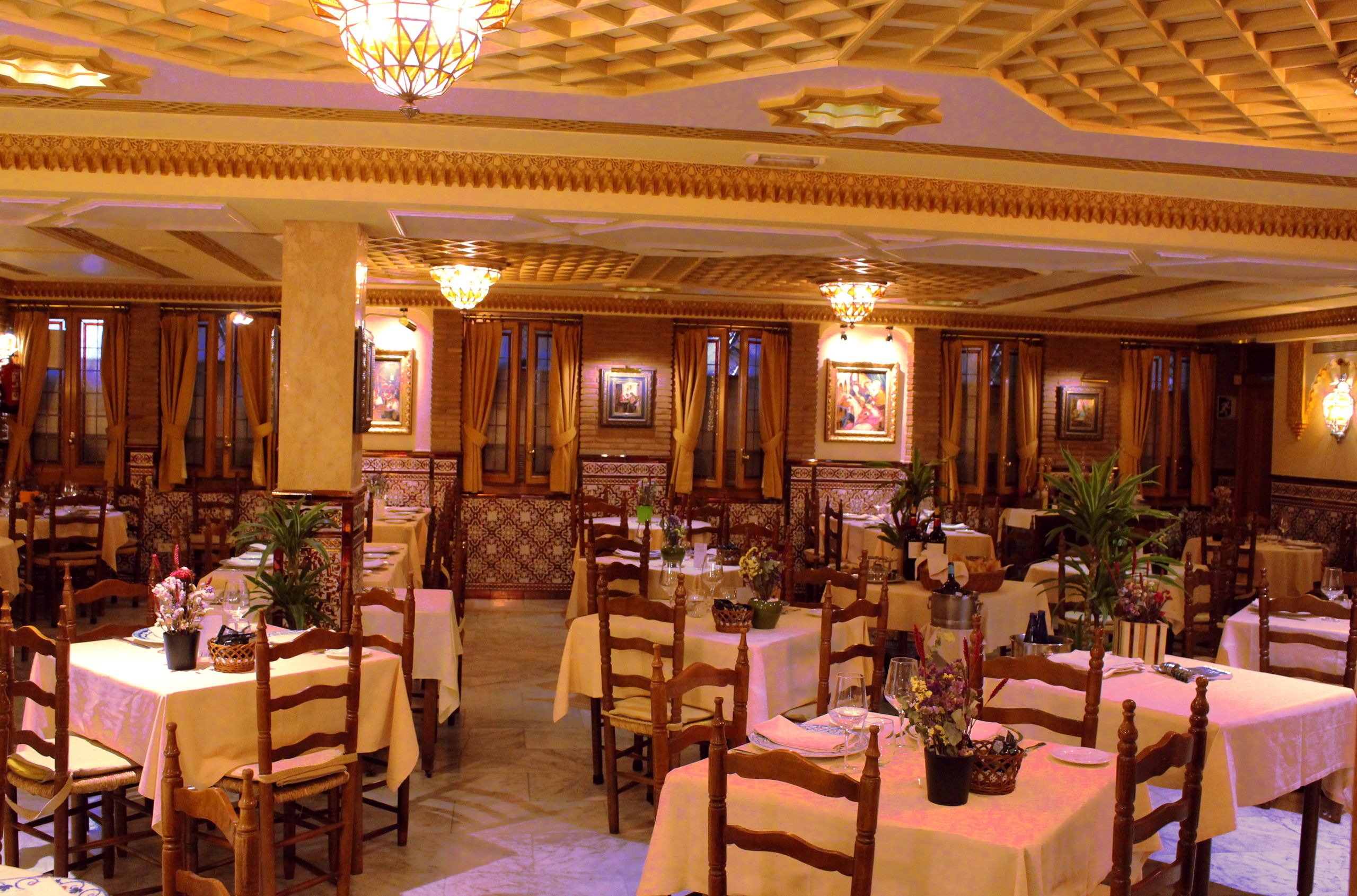 La Giralda de Madrid también tiene un color especial - Chic