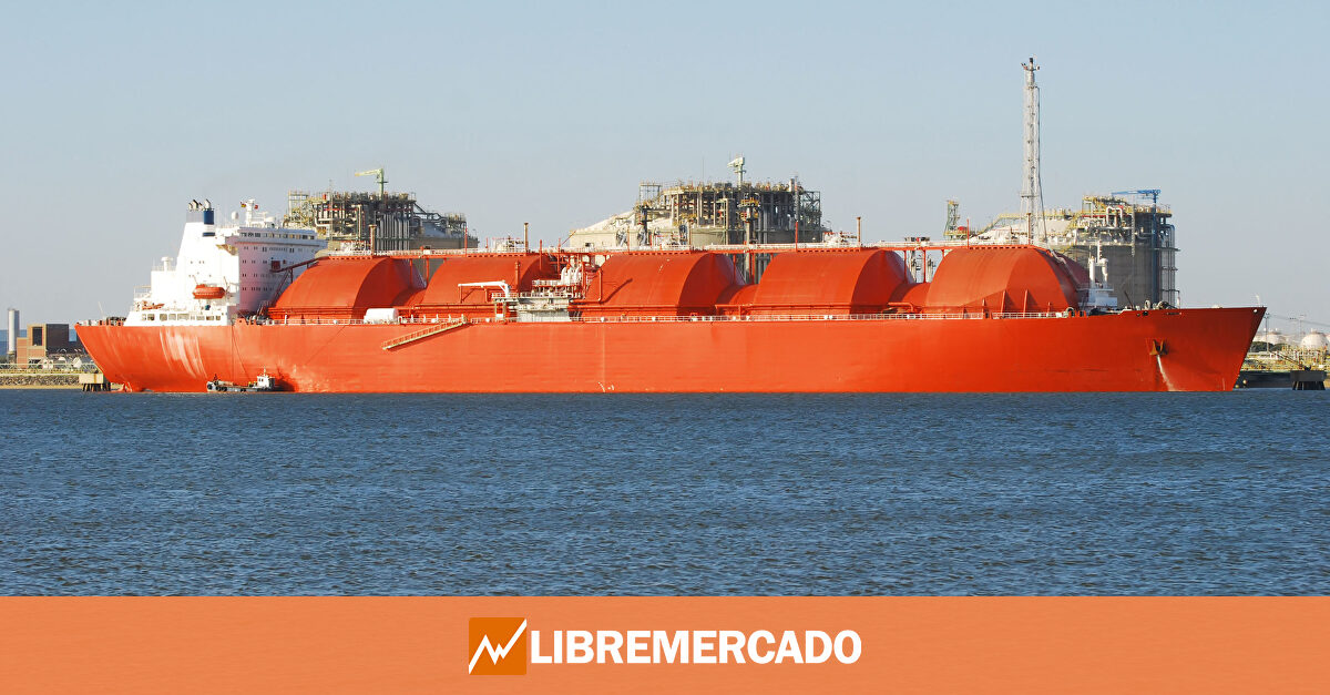 El sobrecoste de traer el gas en barco a España - Libre Mercado