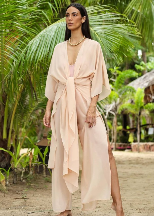 La hermana de Isabel Rábago y su marido arrasan en redes tras su debut ...