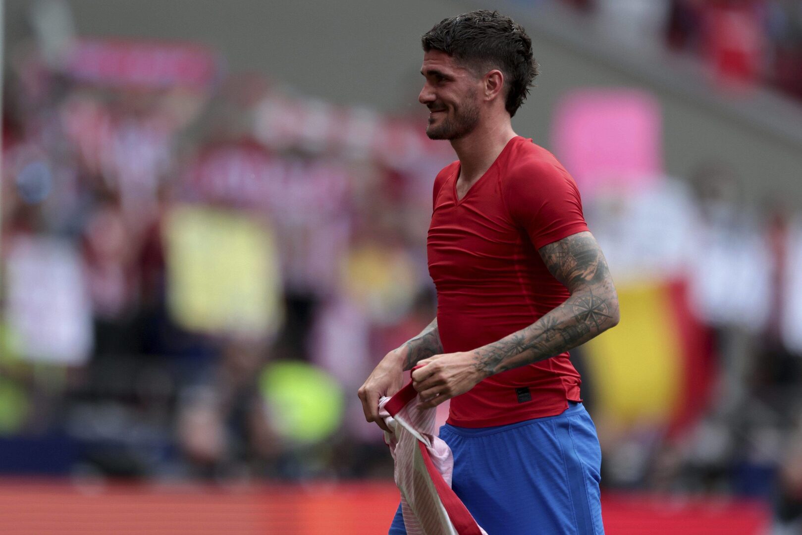 Cazan a Rodrigo De Paul imitando a Cristiano Ronaldo en el ...