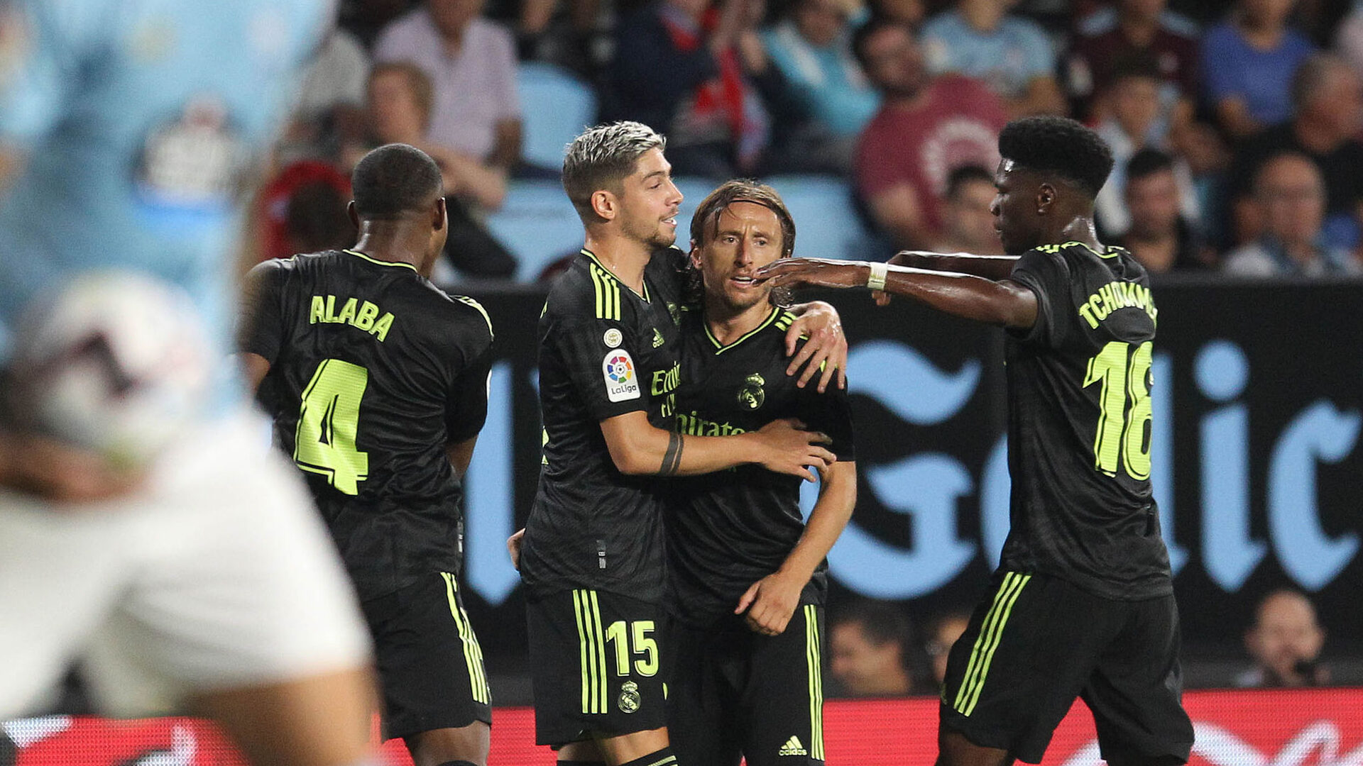 El Real Madrid golea al Celta en Balaídos