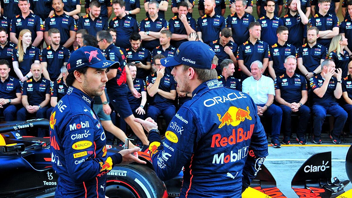 Red Bull defiende a Verstappen tras no ayudar a Pérez en Brasil