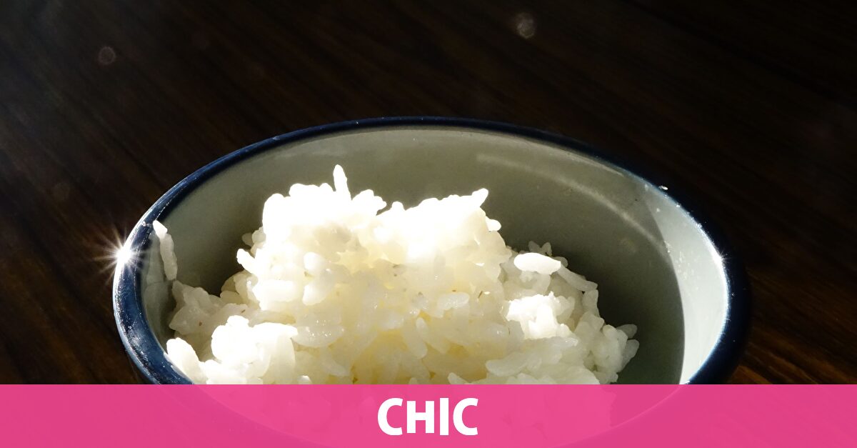 ¿Cómo cocinar arroz blanco para que tenga más sabor?