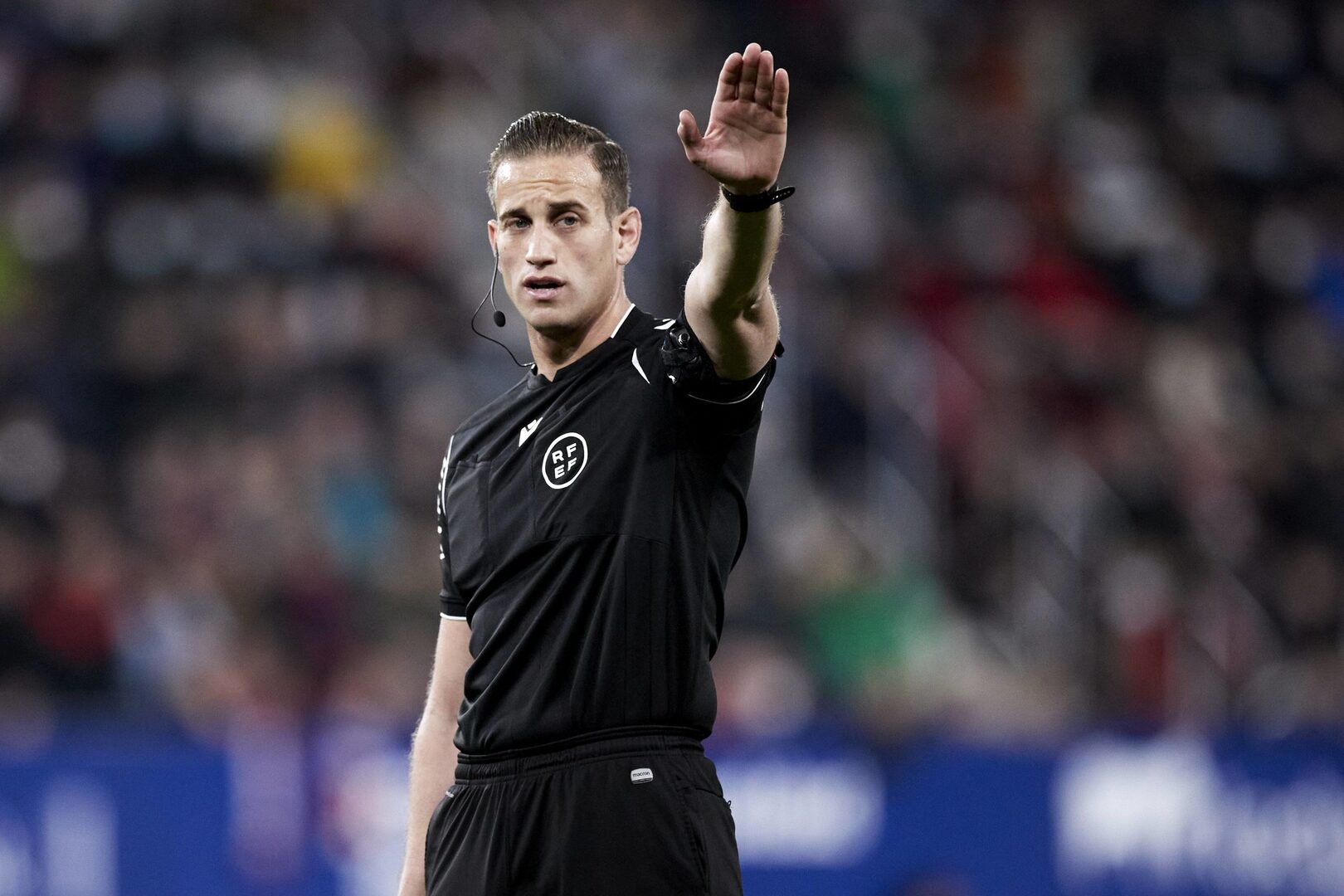 La historia de superación de Alberola Rojas para volver a pitar