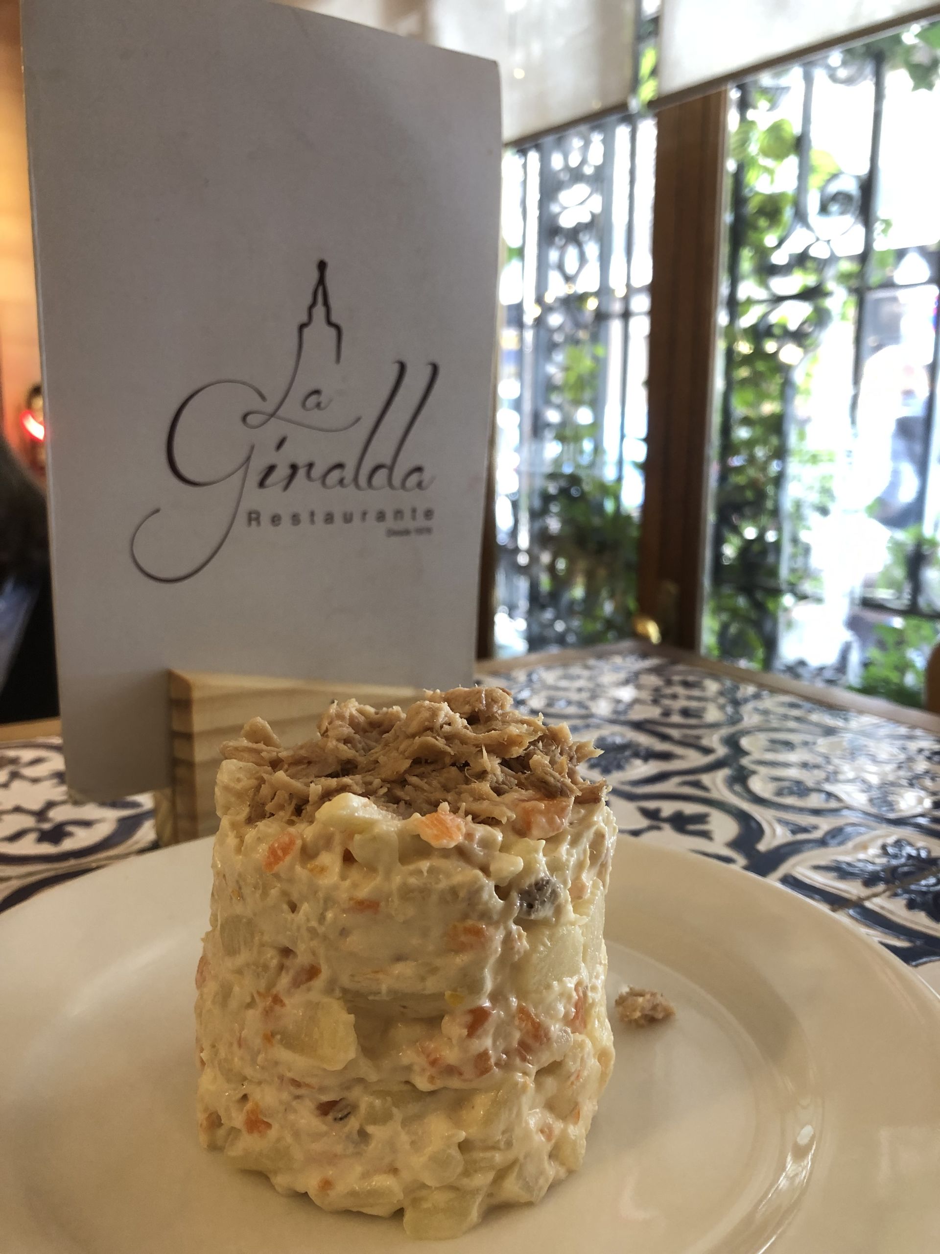 La Giralda de Madrid también tiene un color especial - Chic