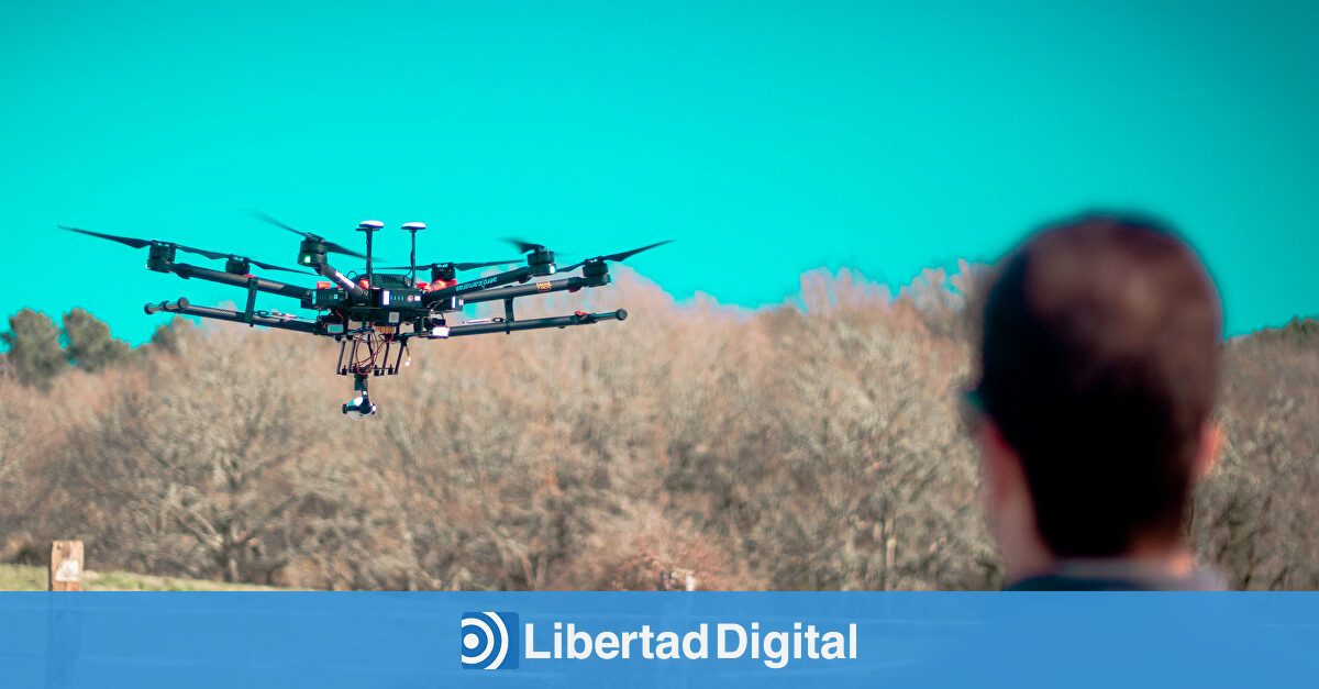 Todo lo que necesitas saber para volar un dron legalmente