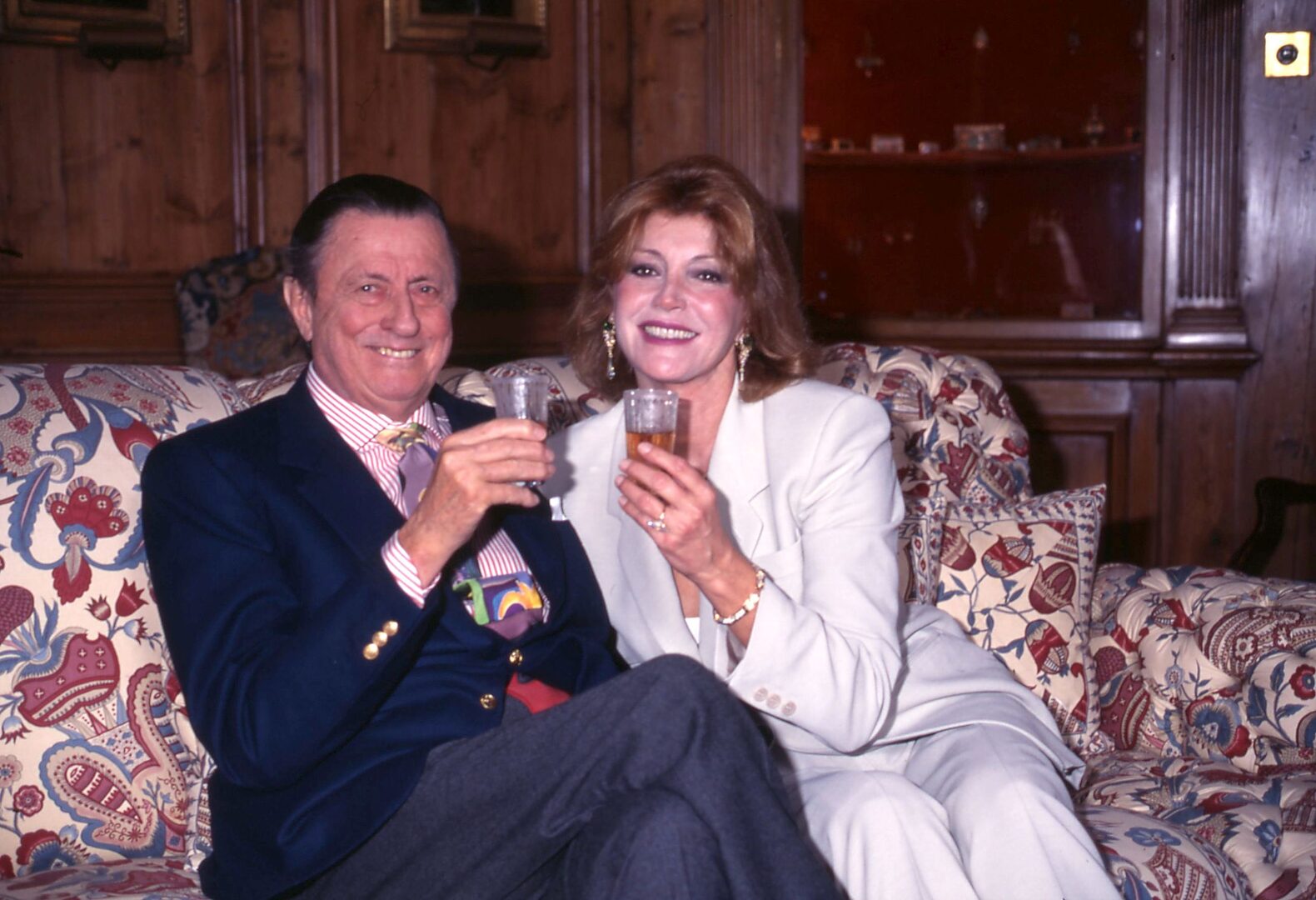 Así censuró Tita Thyssen la biografía de Julia Escobar