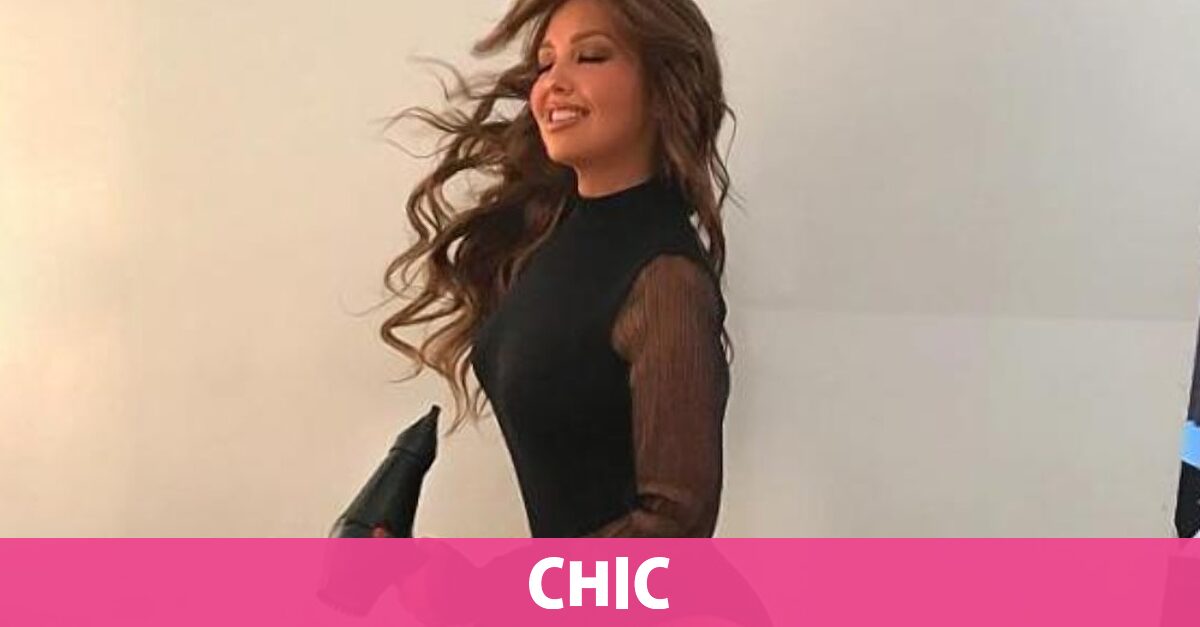 Una abuelastra llamada Thalía, que canta "Devuélveme a mi chica"