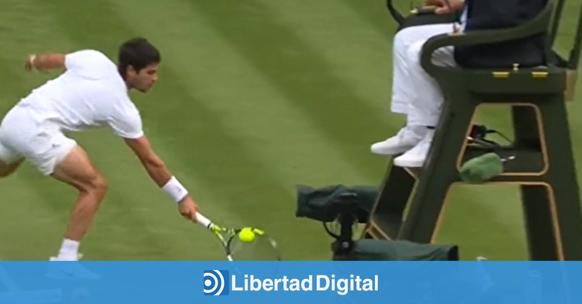 Punto antológico de Carlos Alcaraz en Wimbledon ante Berrettini