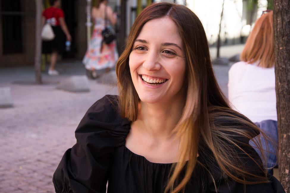 Júlia Calvet: "Nos están comiendo la cabeza con ideas banales para ...