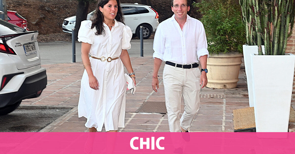 La "blanca" reaparición de Almeida con su novia Teresa Urquijo en la ...