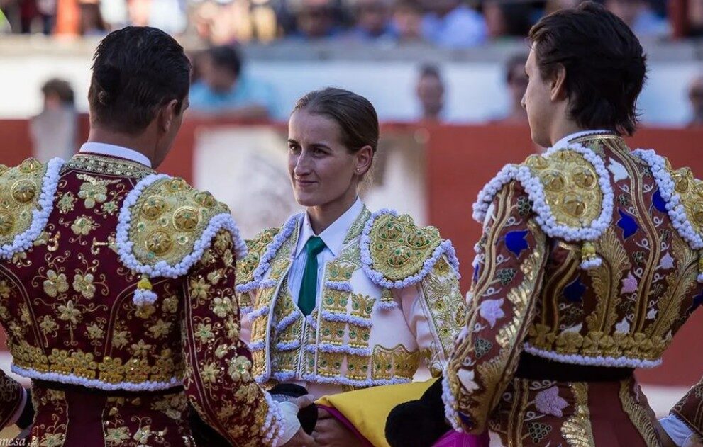 Rocío Romero es ahora la única matadora de toros - Chic