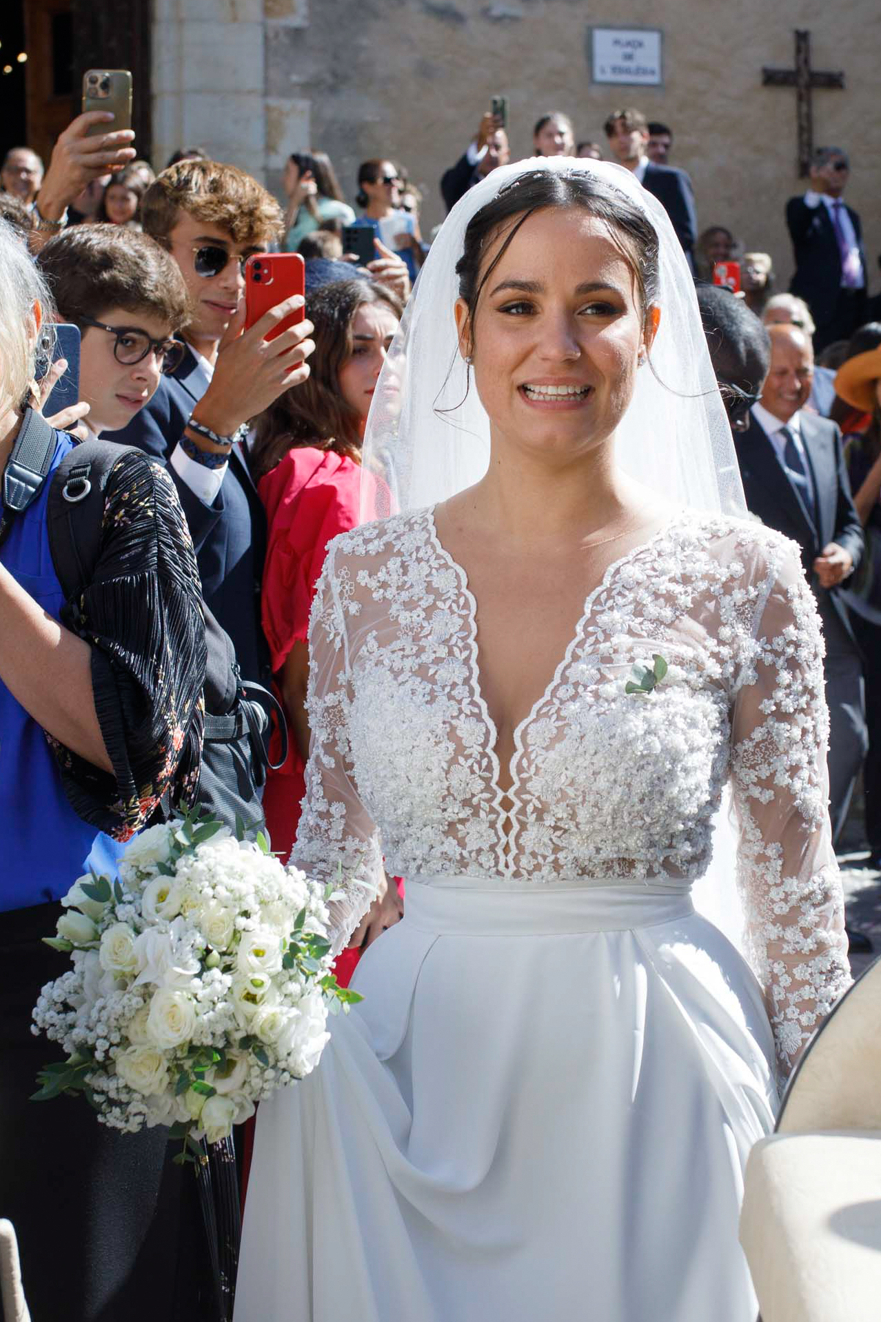 Todas las imágenes de la emotiva boda de Carolina Monje, ex novia de ...