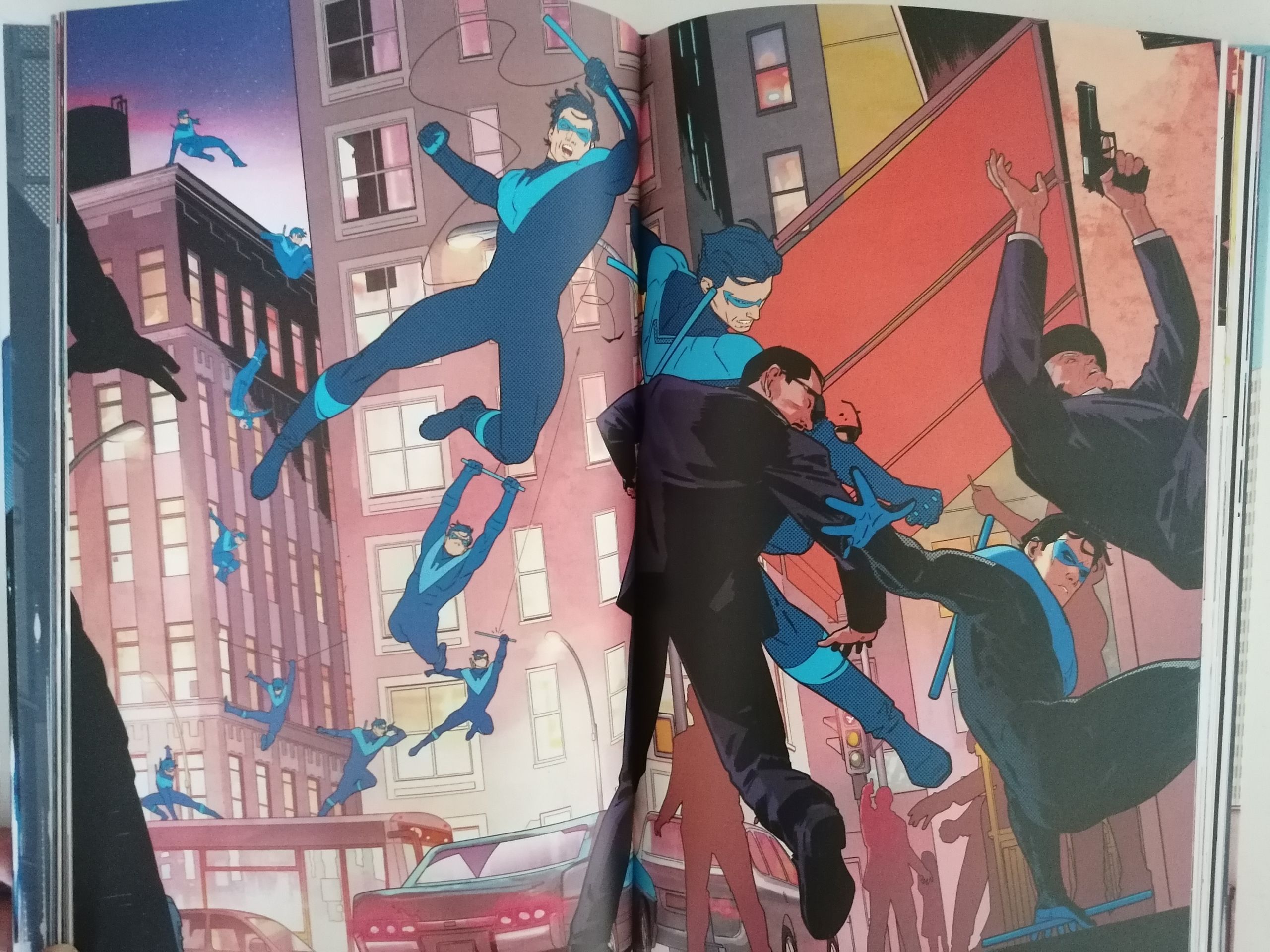 El Nightwing de Bruno Redondo que reina en los Eisner