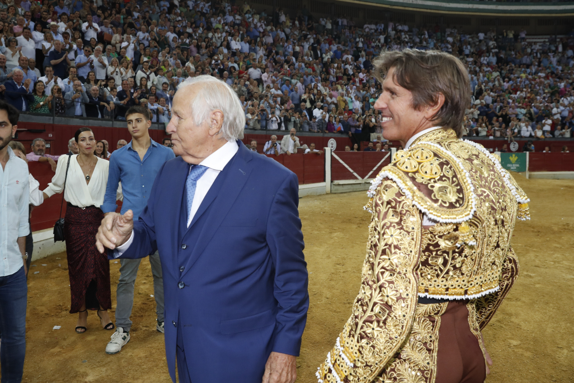 El sueño cumplido de Manuel Díaz 'El Cordobés': así fue su adiós al ...