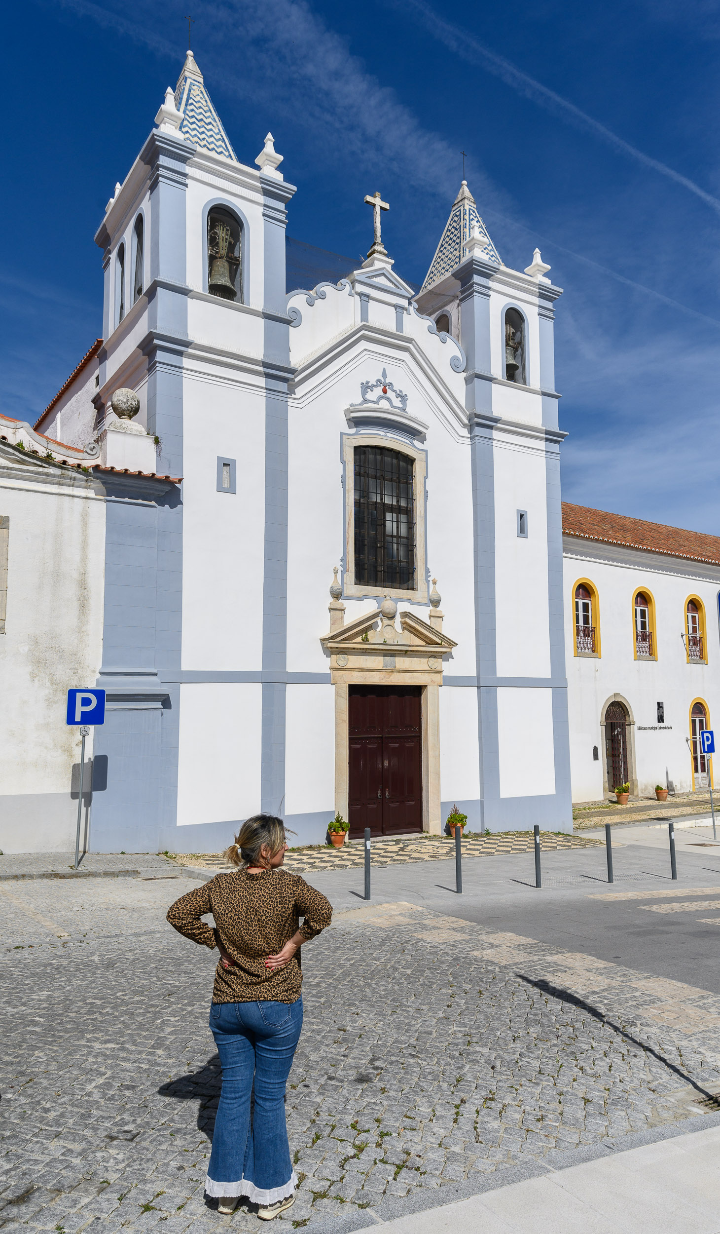 Montemor-o-Novo y el Crómlech Les Almendres - Chic