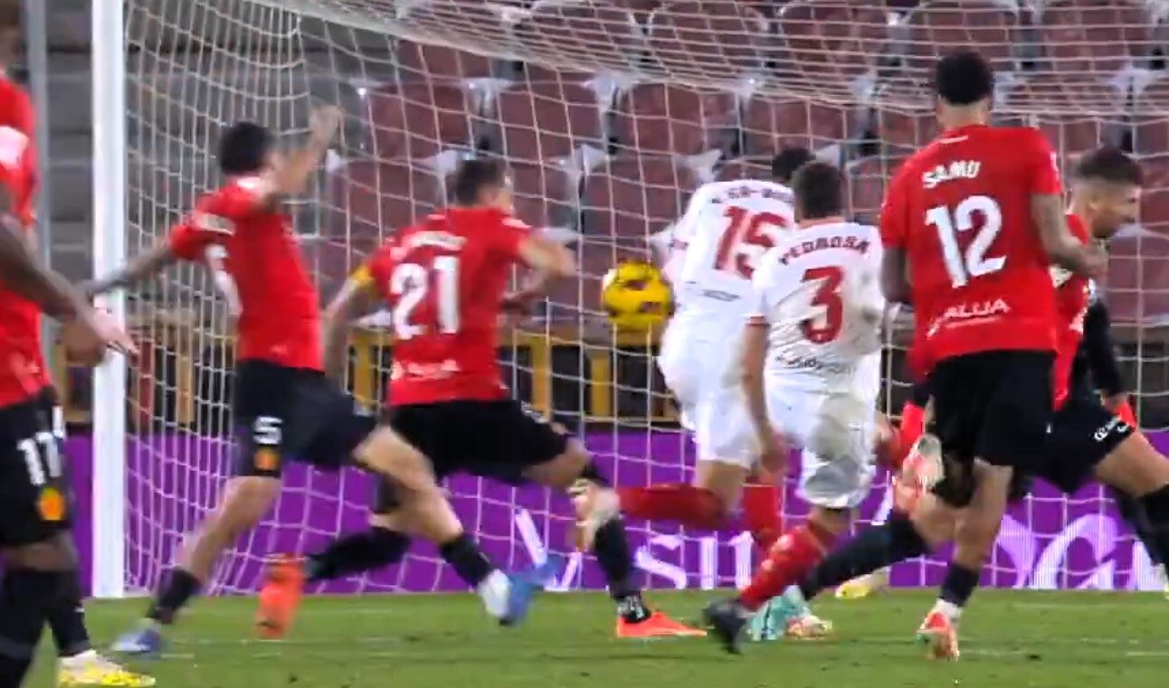 Pedrosa y su polémico gol anulado: "Se van las cosas de madre"