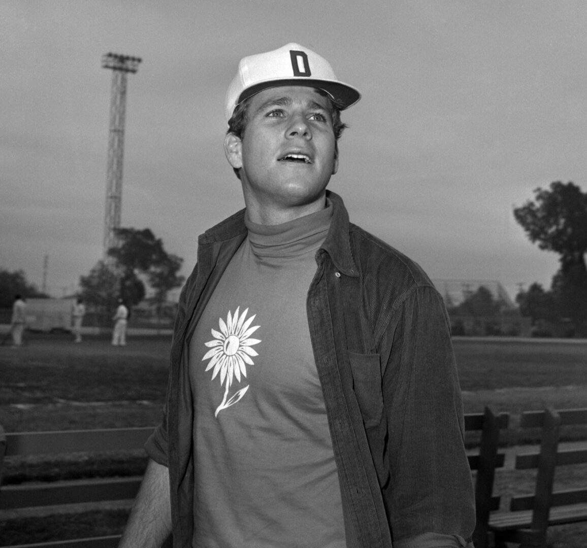 Ryan O'Neal, cara de ángel, alma de diablo - Santiago Navajas ...