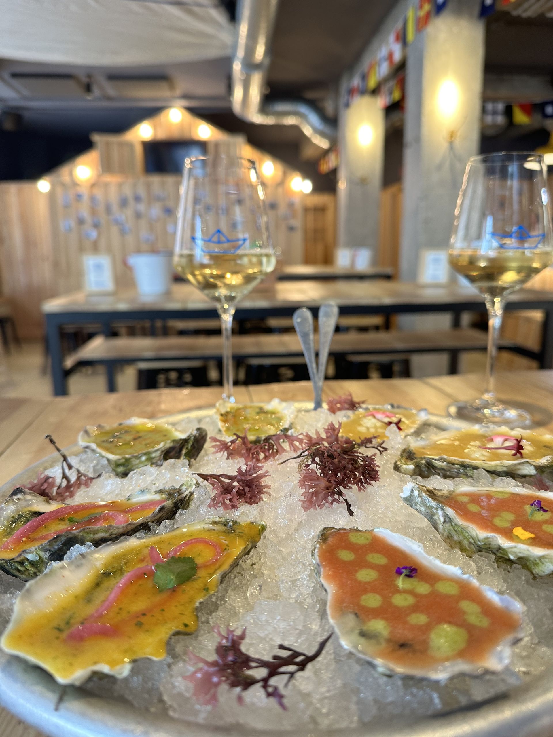 El Puertito, el bar perfecto para los amantes de las ostras - Chic