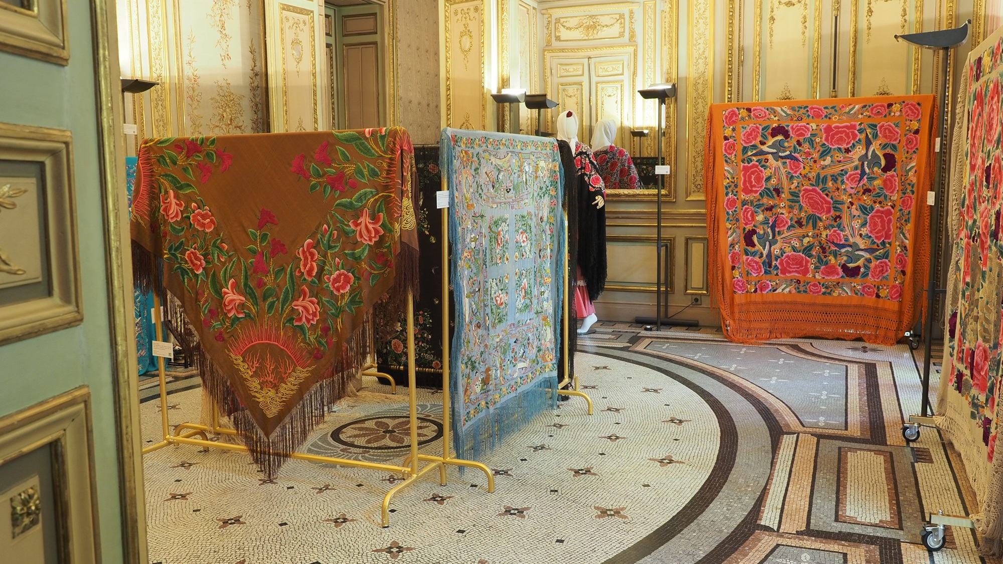 Ruta por el mantón de Manila - Libertad Digital - Cultura