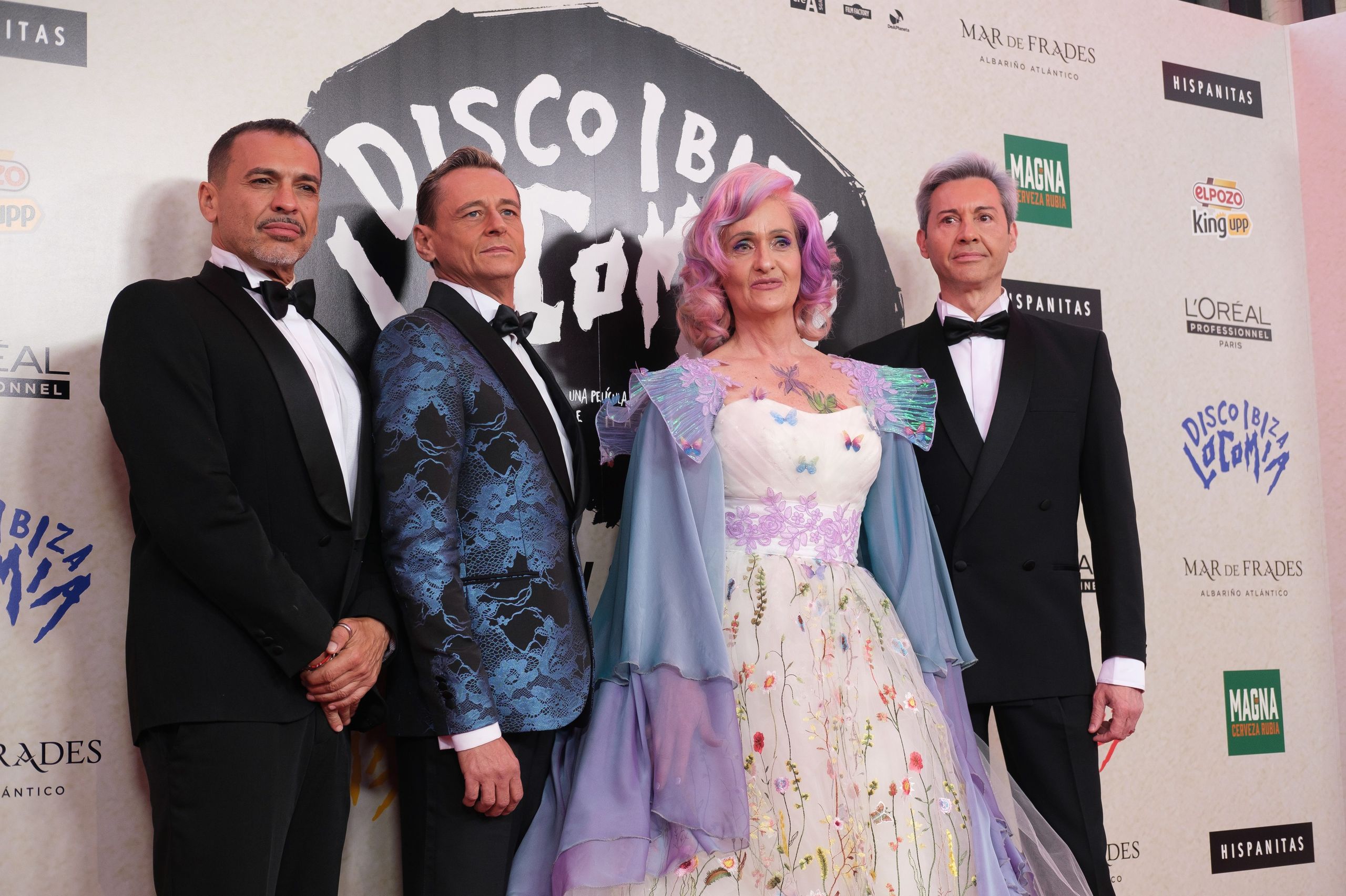 Blanca Suarez y los looks de la premiere de "Disco, Ibiza, Locomia" - Chic