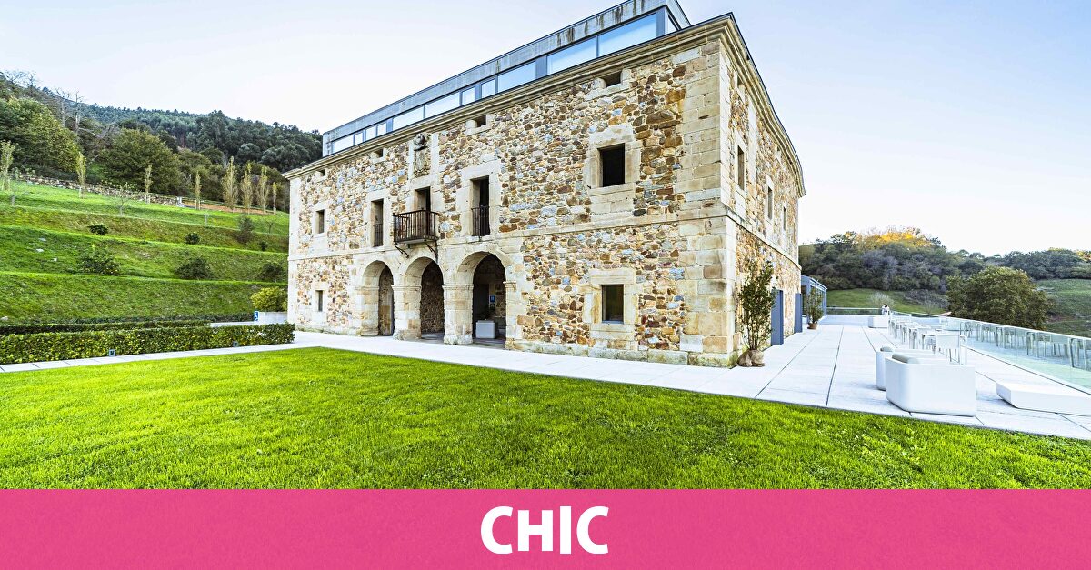 Pico Velasco, hotel gastro en Parque Natural y vistas al mar