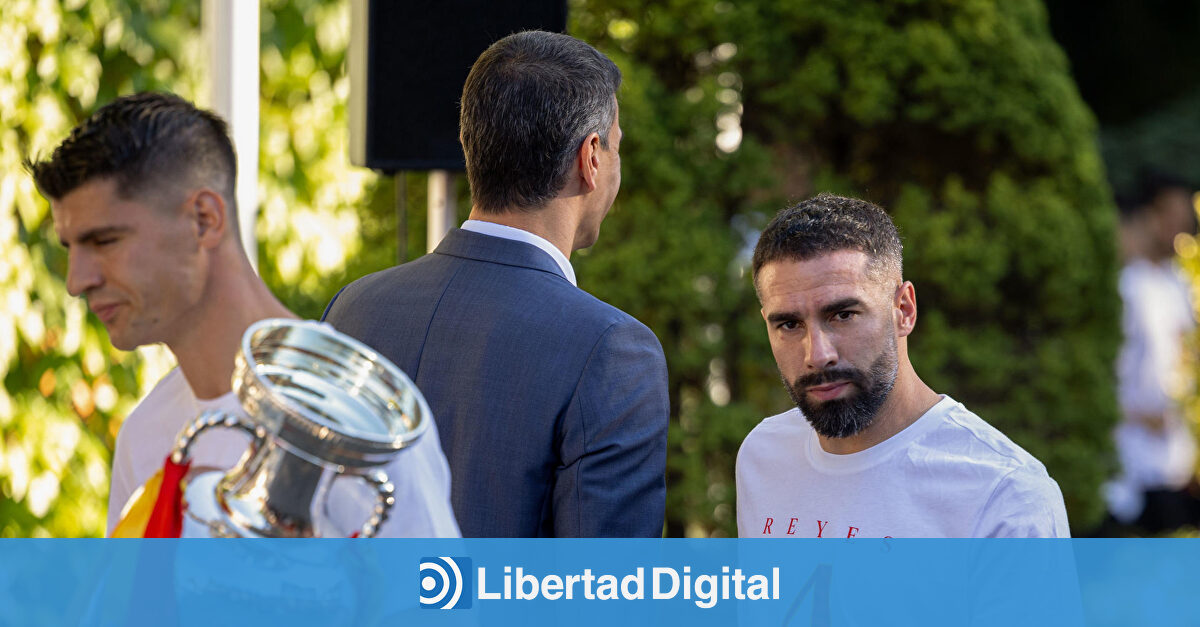 Ayuso concede el Premio Internacional del Deporte a la Selección en mitad de las críticas e ...