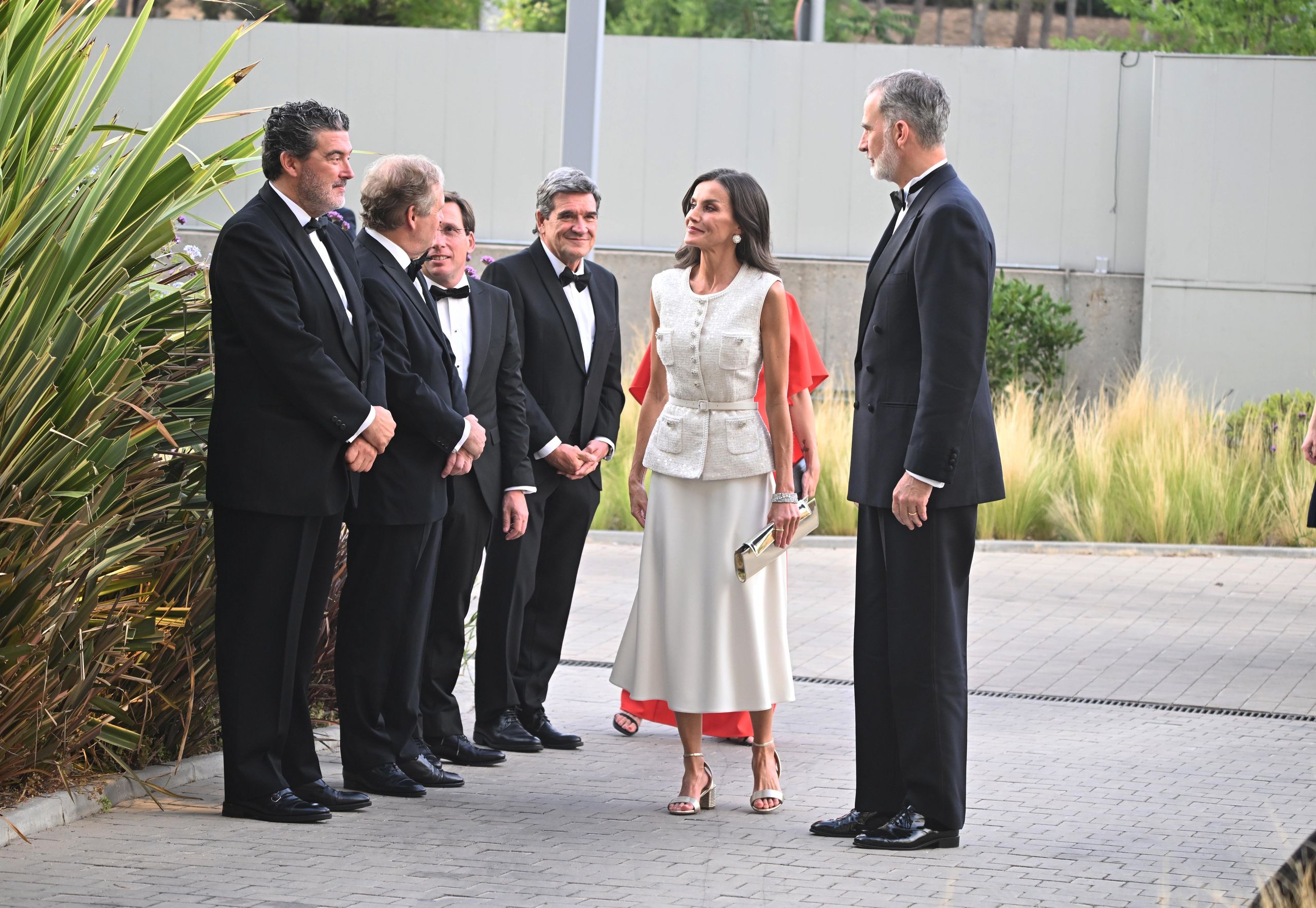 Los Reyes de España presiden la entrega de los premios de periodismo ...