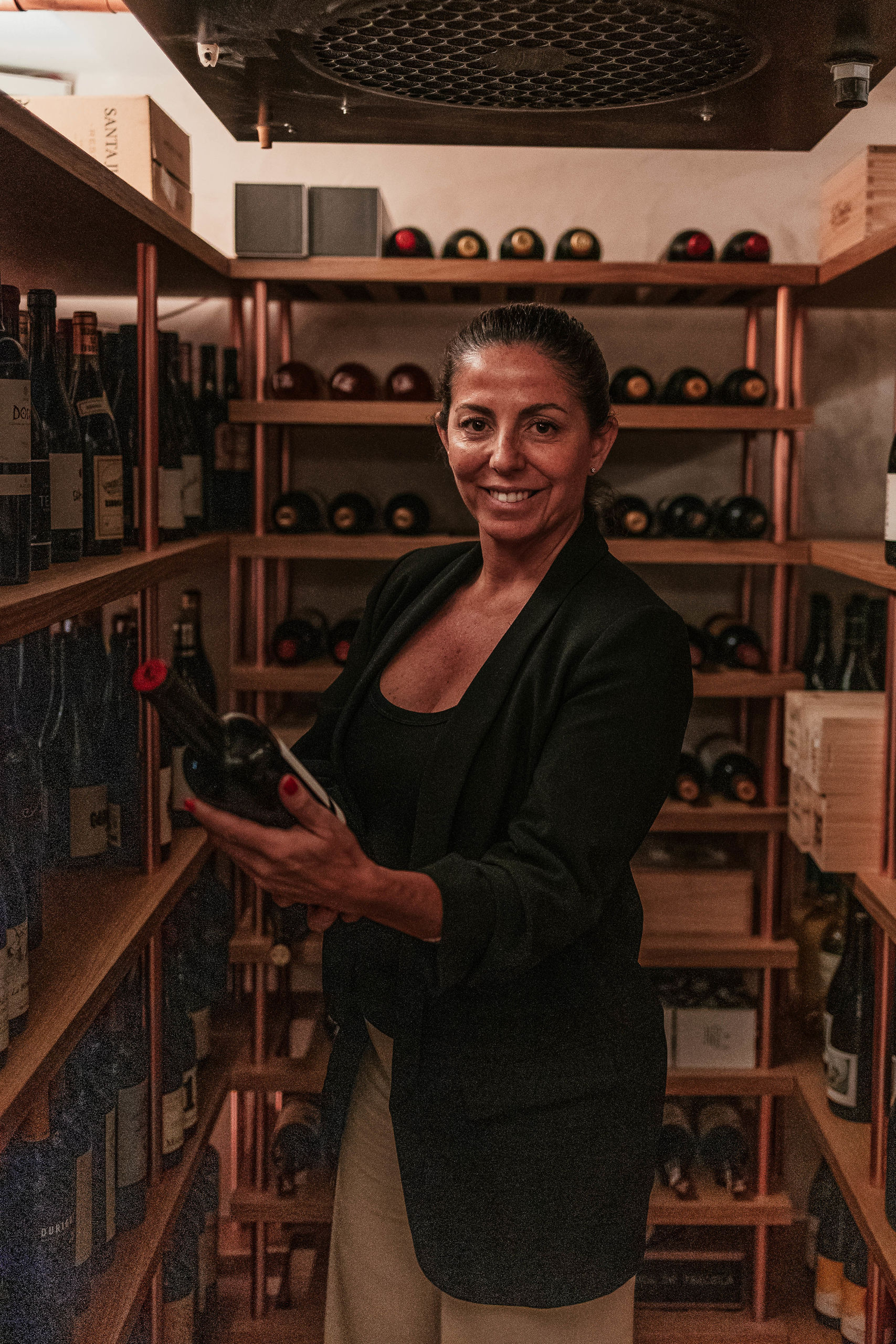 Vinology descorcha pasión por el vino y por la comida