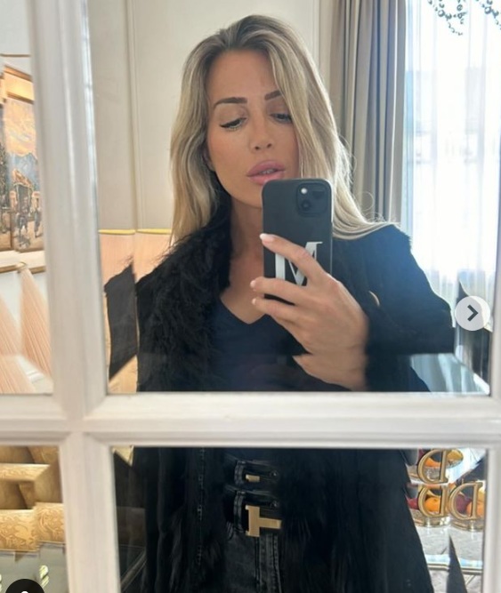 Así es la diseñadora trans que pasó "una noche divertida" con Escassi y ...