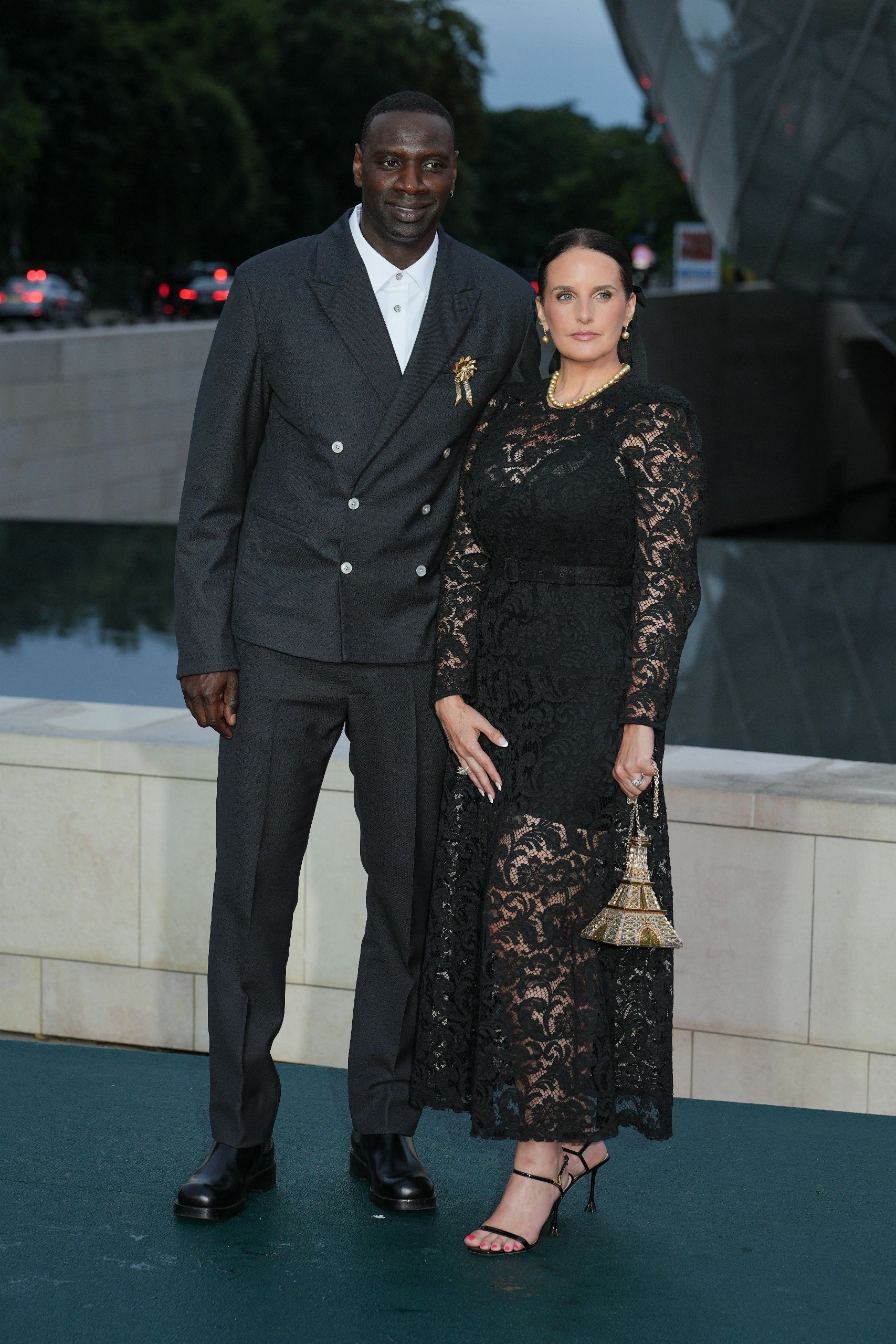 Rosalía y Jeremy Allen White, juntos pero no revueltos en el evento de ...