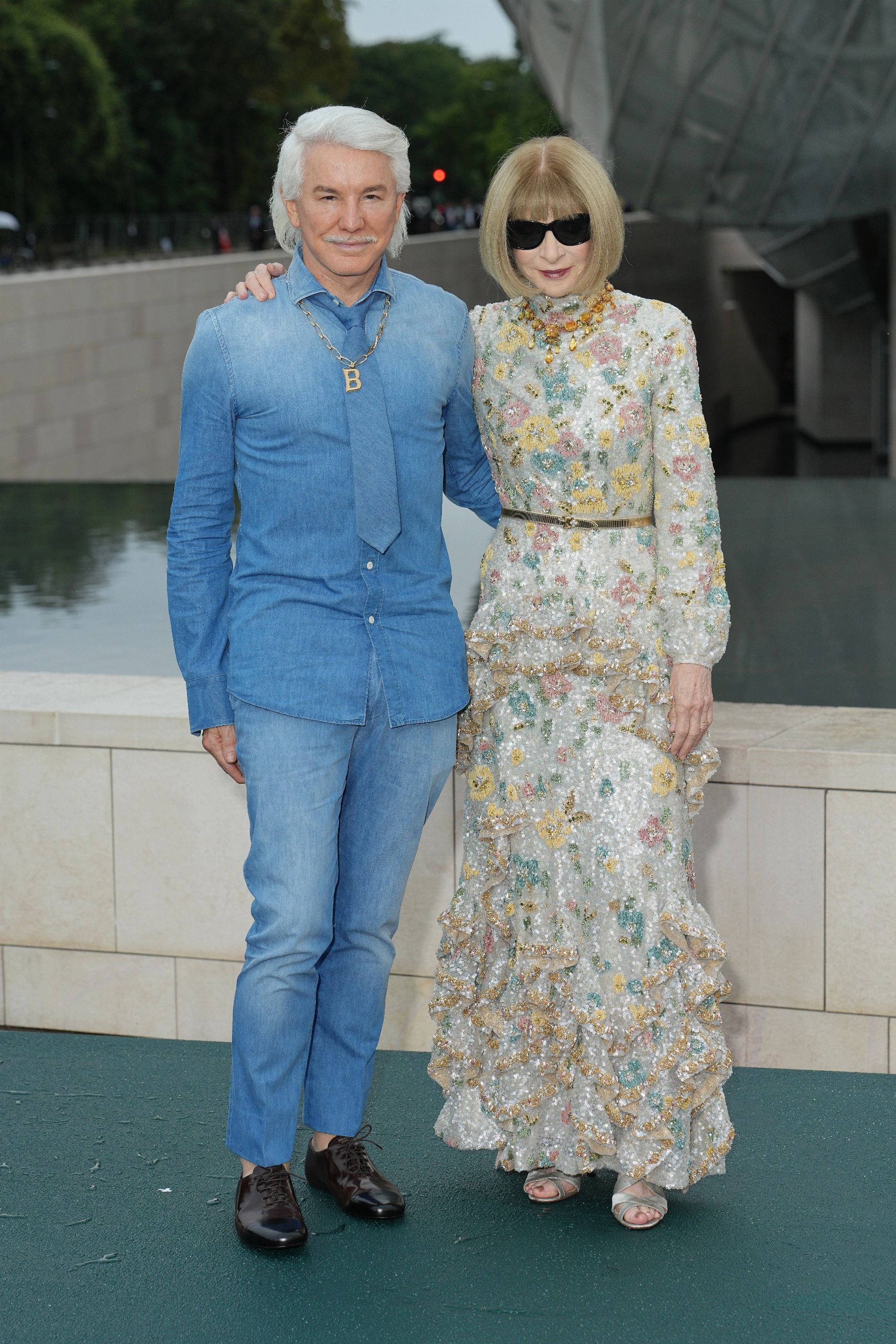 Rosalía y Jeremy Allen White, juntos pero no revueltos en el evento de ...