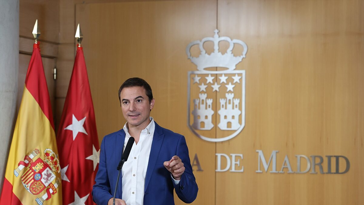 La obsesión de Lobato con Ayuso: "Isabel Zendal, el Canal de Isabel II ...