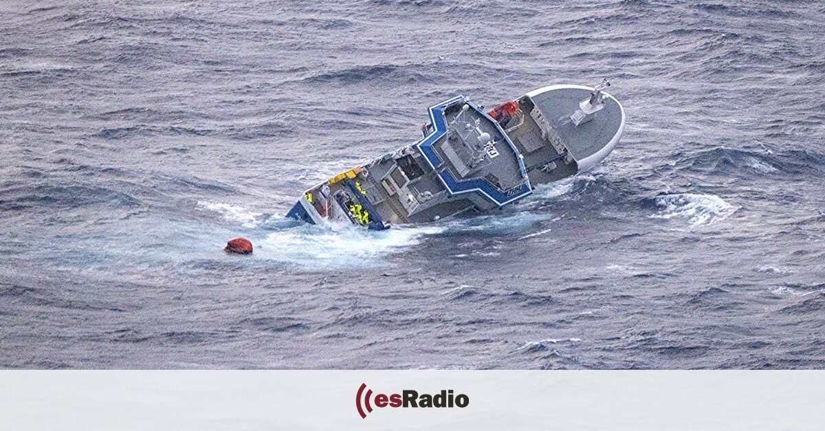Un fallo en una compuerta del 'Argos Georgia' inició la vía de agua que ...