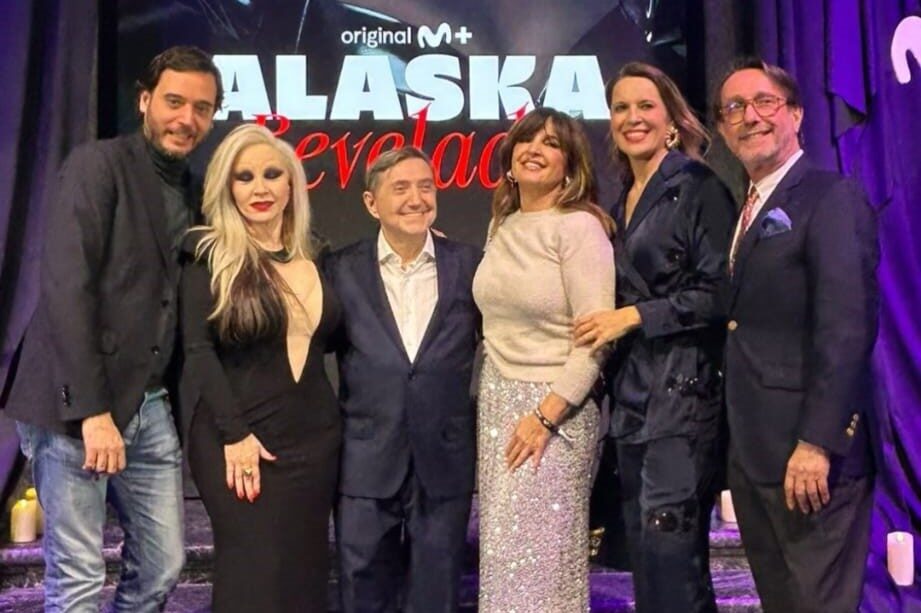 Crónica Rosa: La noche de Alaska - esRadio