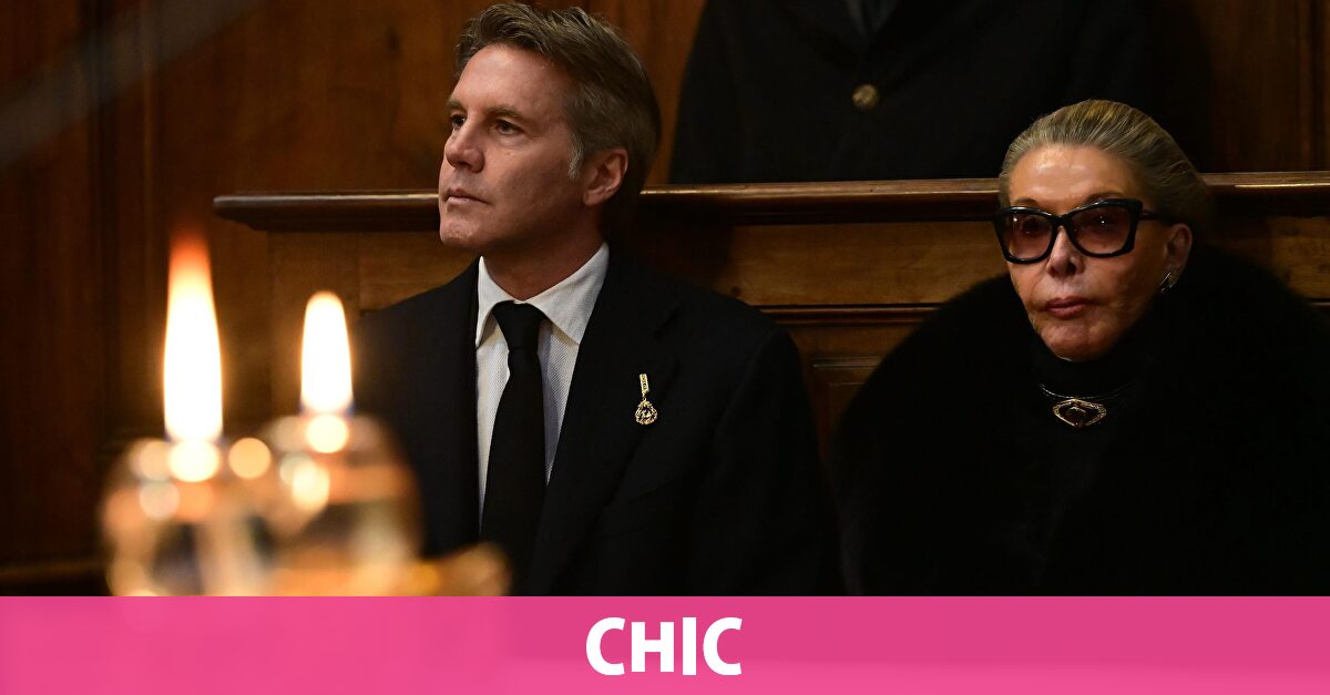 Filiberto de Saboya, sin Adriana Abascal, en la misa en memoria de ...