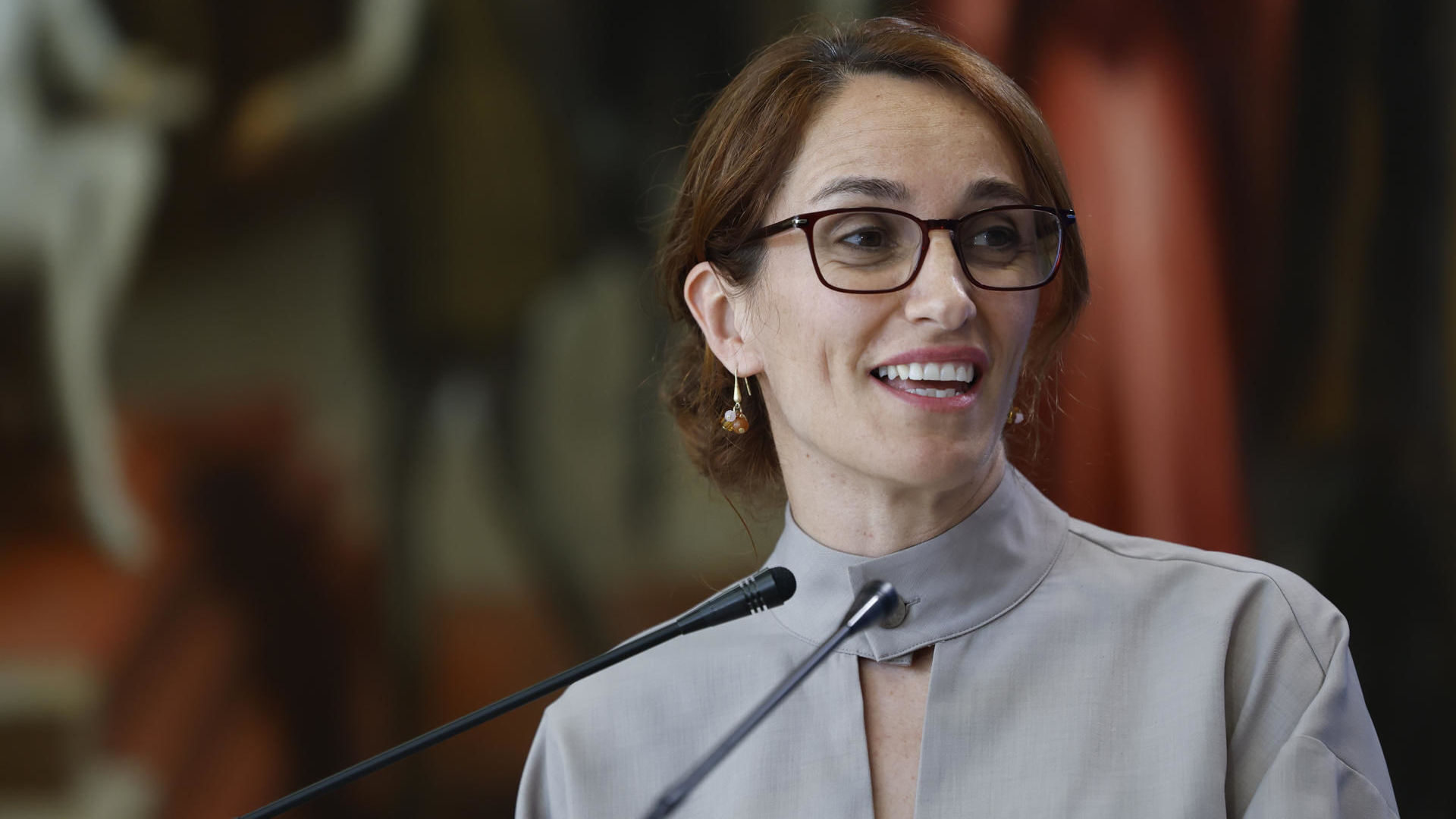 Mónica García, más activa en Twitter que en el despacho - Libertad Digital