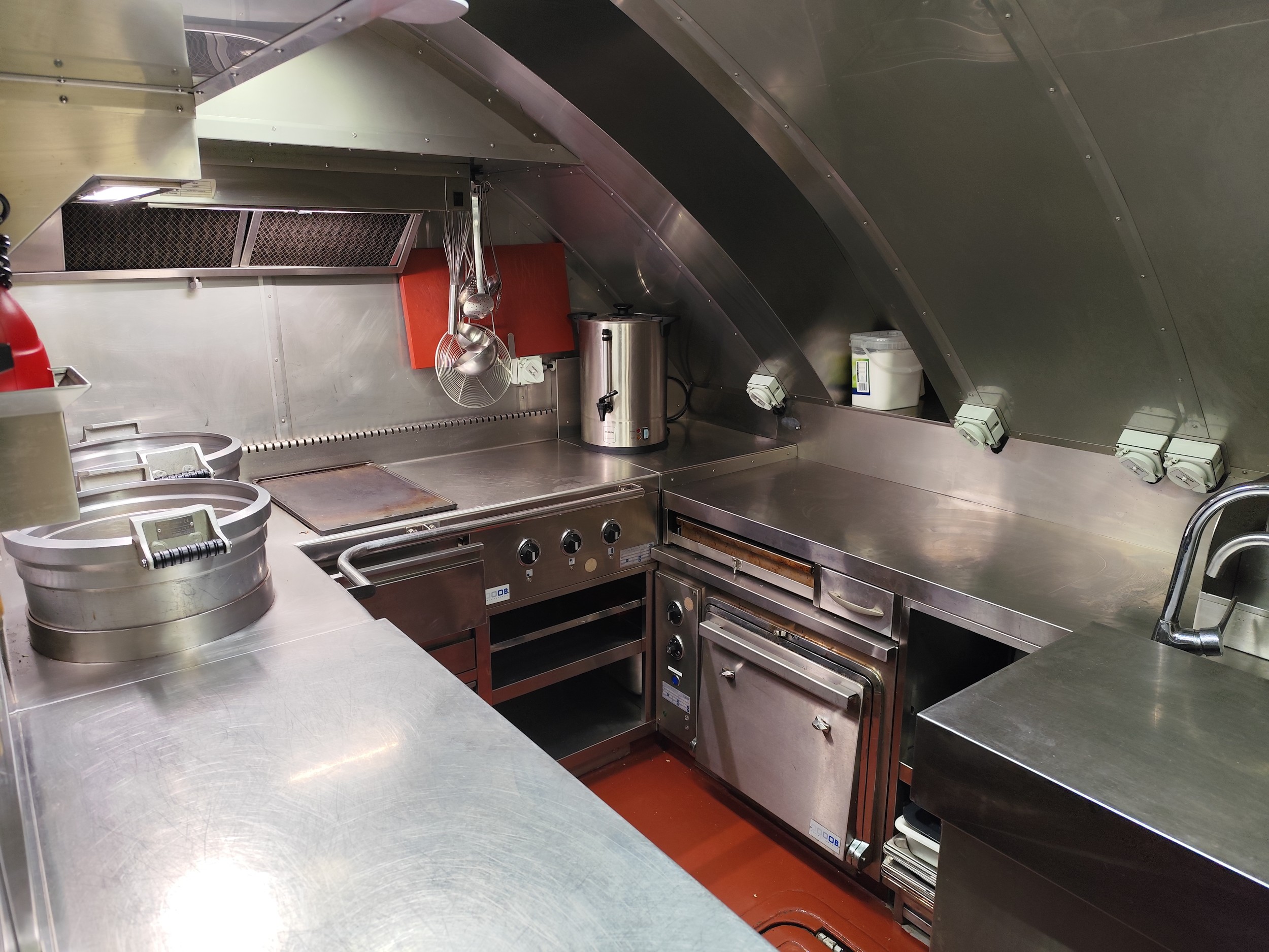 Las entrañas del S81 Isaac Peral, el submarino más moderno de la Armada ...