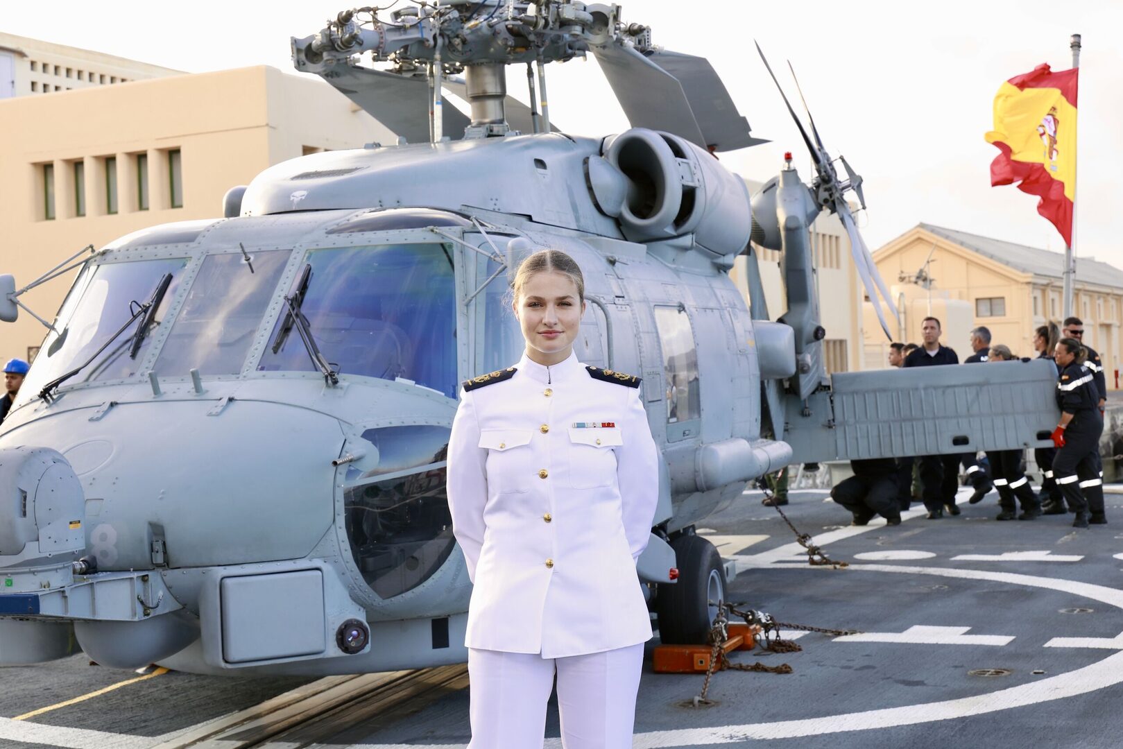 La princesa Leonor afronta su reto más exigente: aprender a pilotar un avión militar - Libertad ...
