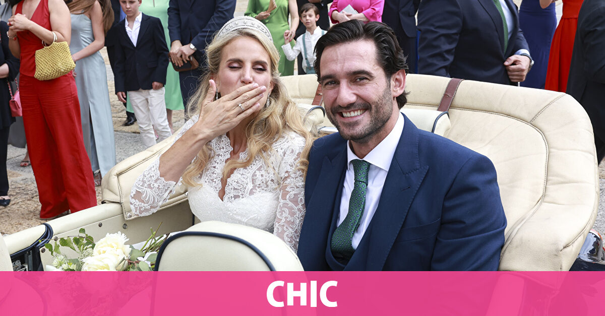 La elegante boda de Angie Rigueiro, presentadora de Antena 3, rodeada ...