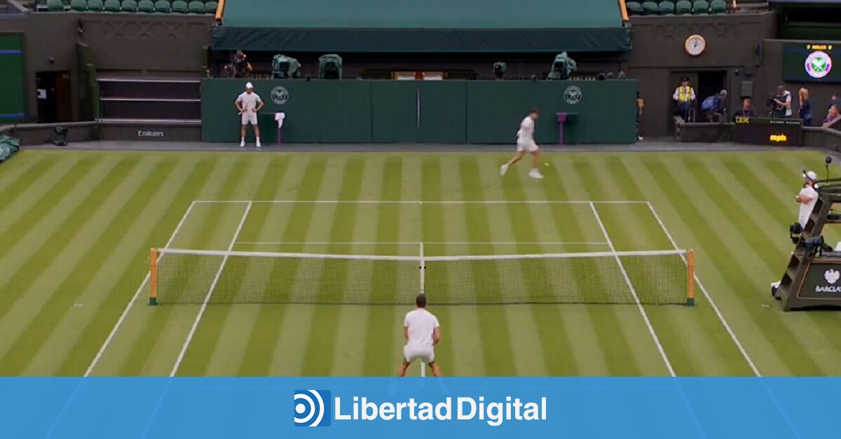 Bokep indonesia dihotel i dropped by to see K8 for a quick