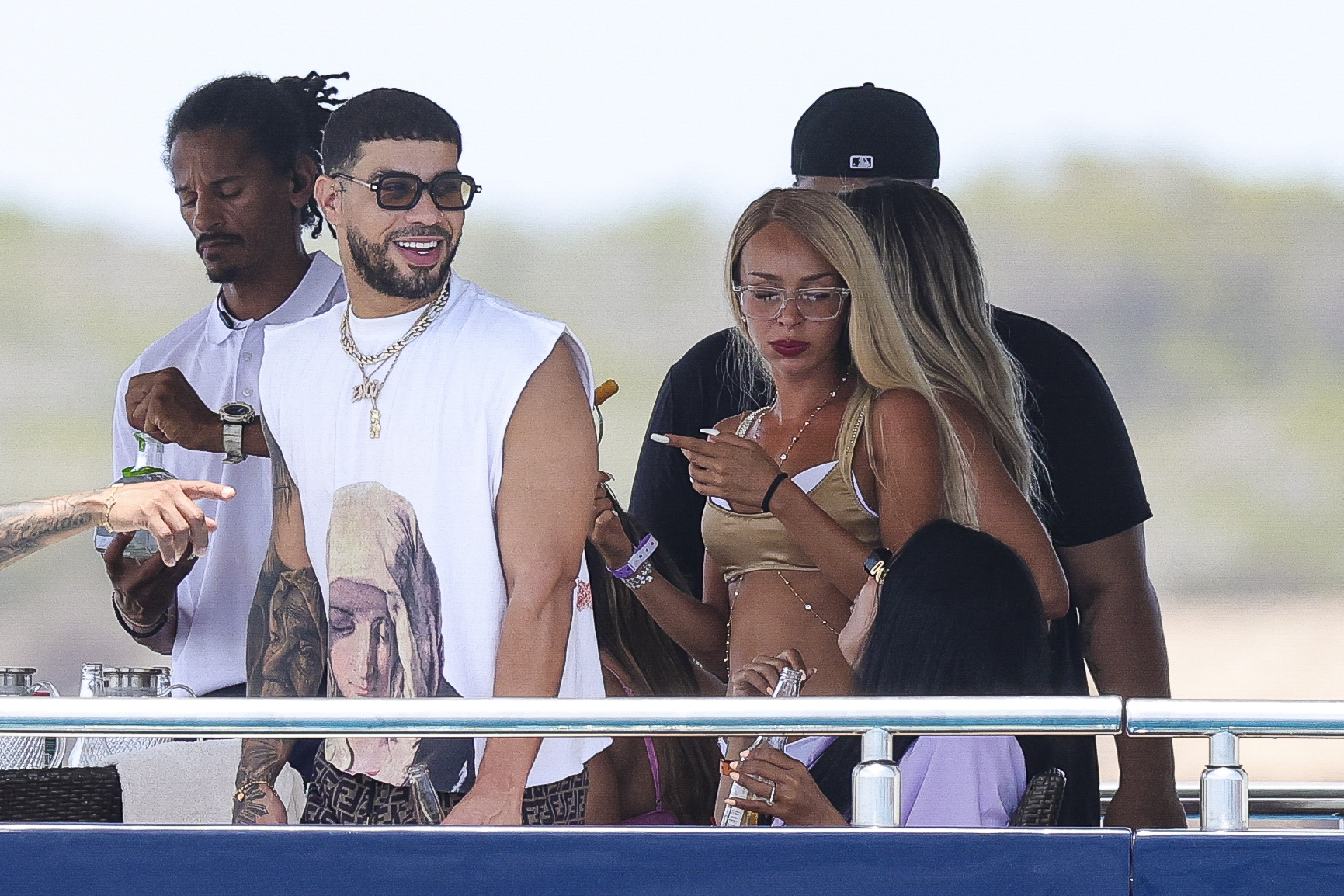 Sebastián Yatra, Bad Gyal o Lola Índigo: los famosos disfrutan del sol ...